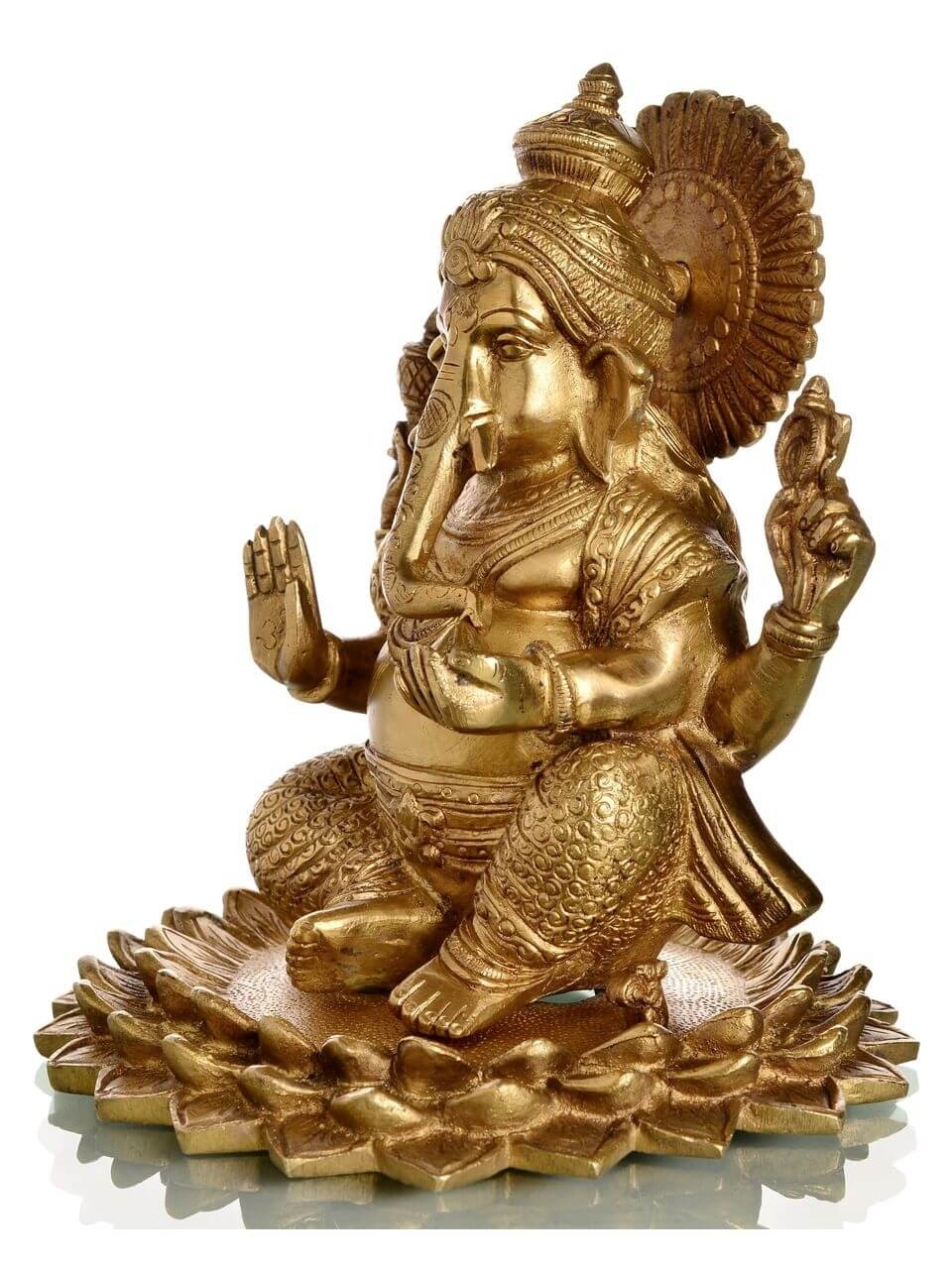 Ganesh sitting 26 cm