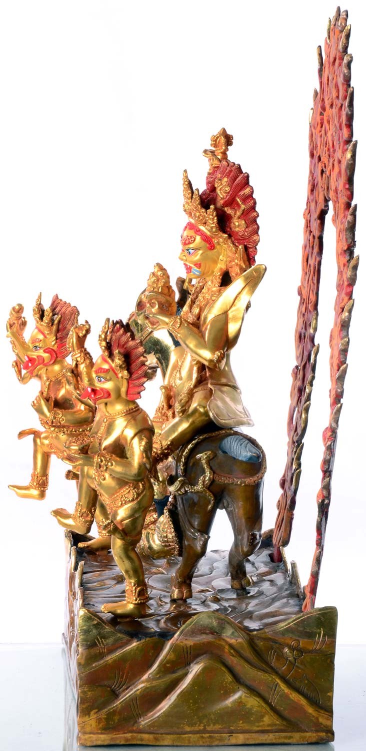 Tibetan buddhist and hindu statues Palden-lhamo , Statuen